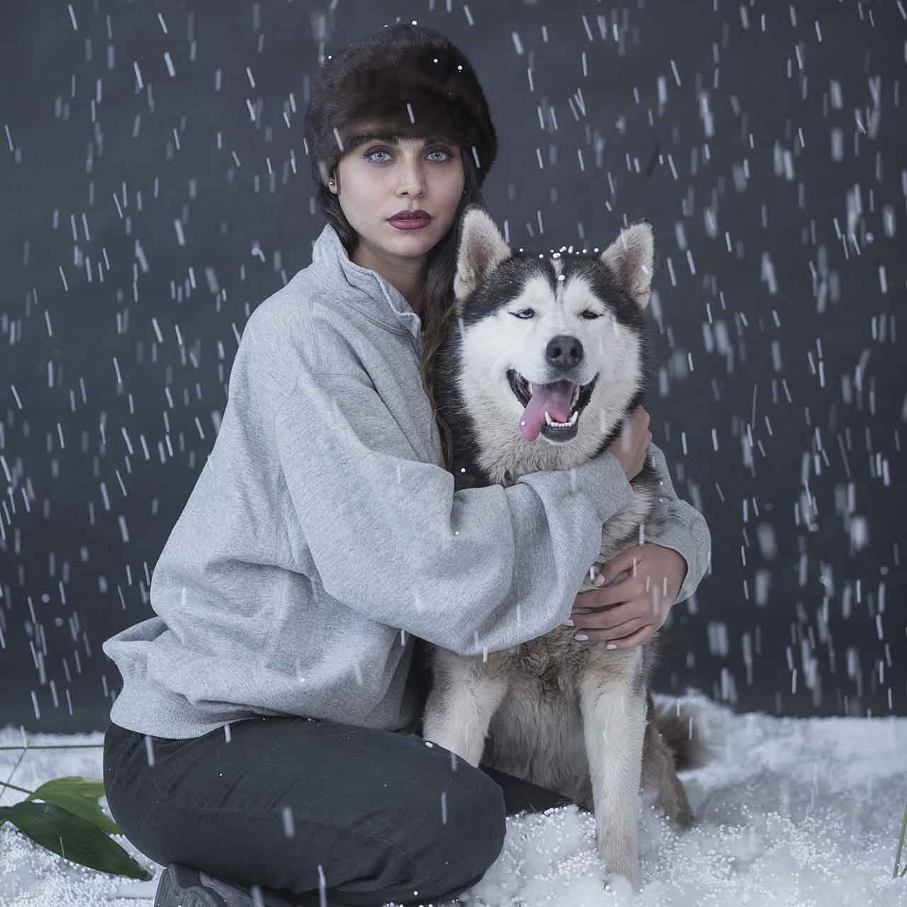 modeling photography, snow and wolf – Shiveh Studio